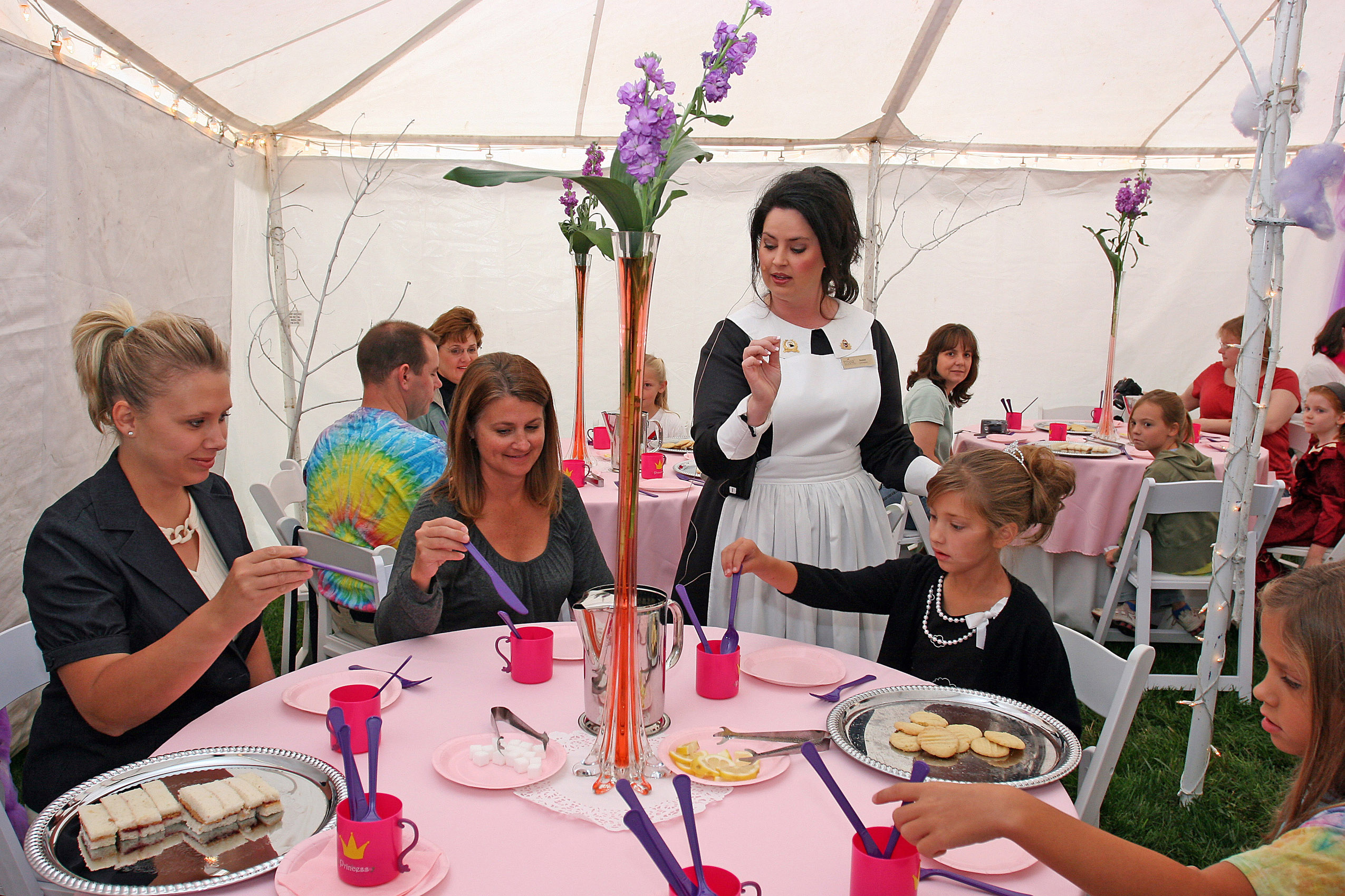 titanicprincessteaparty - Inside Pigeon Forge TN